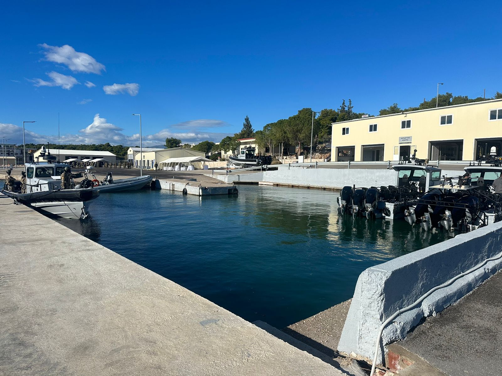 Τα νέα ταχύπλοα των Ειδικών Δυνάμεων είδε ο Αρχηγός ΓΕΕΘΑ ...