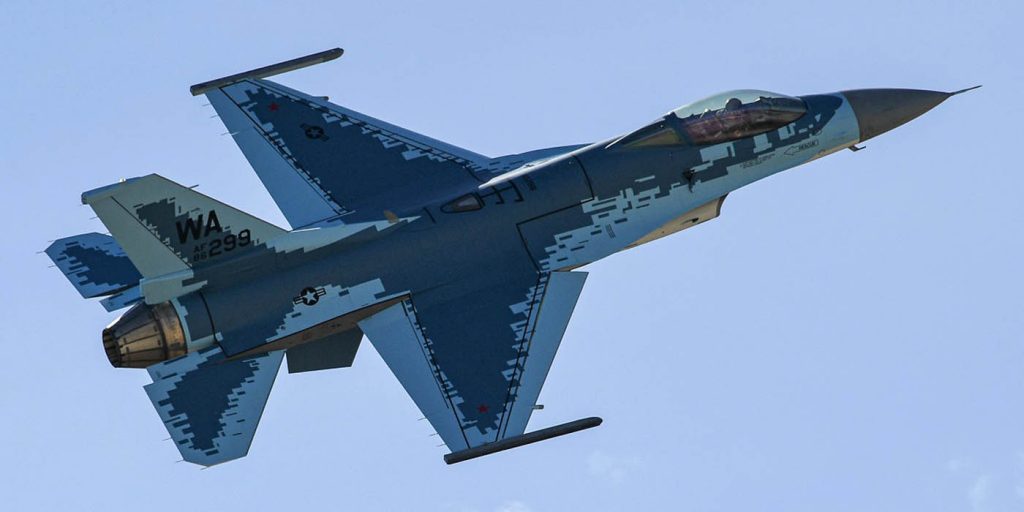 F-16 με χρωματισμό Su-57 για την Αμερικανική Αεροπορία - Defence Review