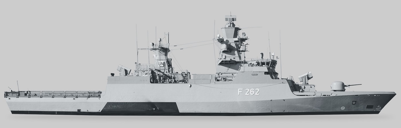 F262-Erfurt-042 - Defence Review