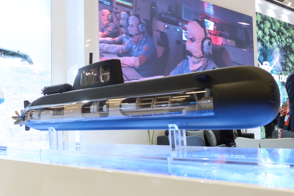 Πολεμικό Ναυτικό: Σχεδιάσεις υποβρυχίων παράκτιου αγώνα και ειδικών ...