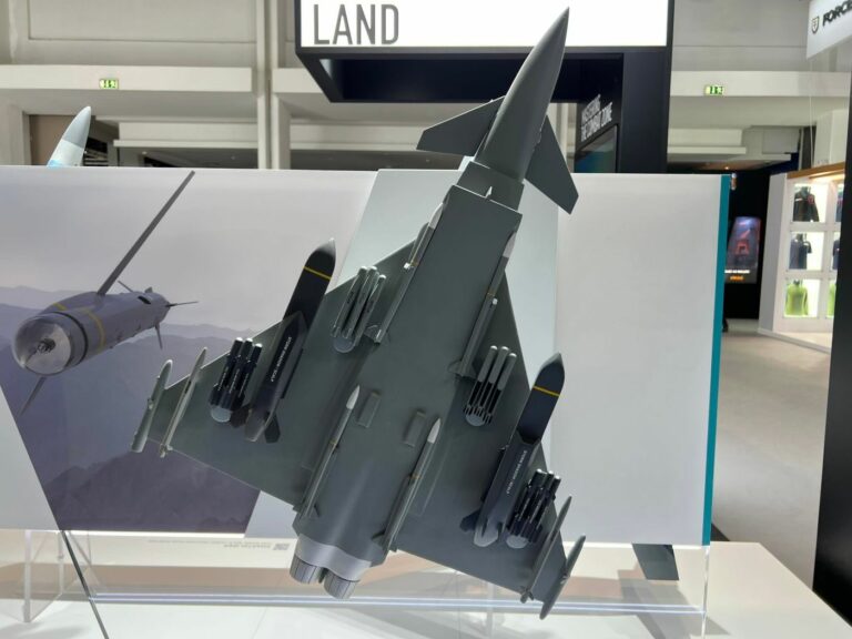 «IDEX 2023»: Rafale και EuroFighter-2000 σε «Beast Mode» (Φώτο ...
