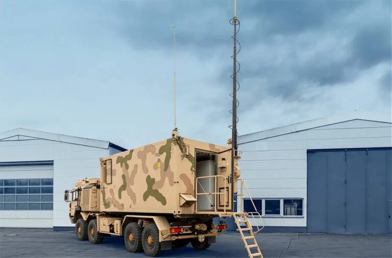IRIS-T_SLM_AirbusTactical_Operation_Center_air_defense_missile_system ...