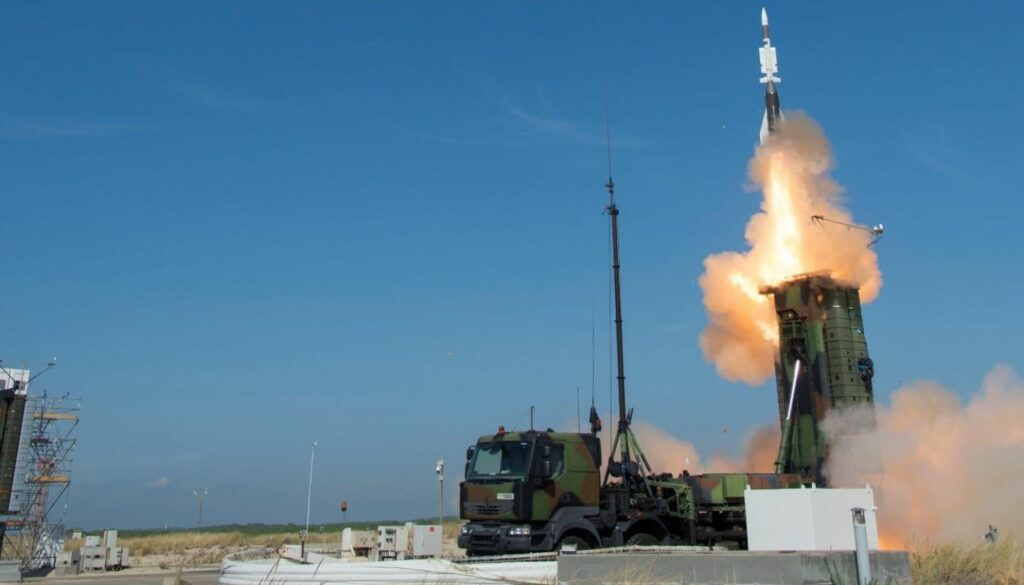 Η Leonardo ολοκλήρωσε με επιτυχία τις δοκιμές αποδοχής του ραντάρ ...