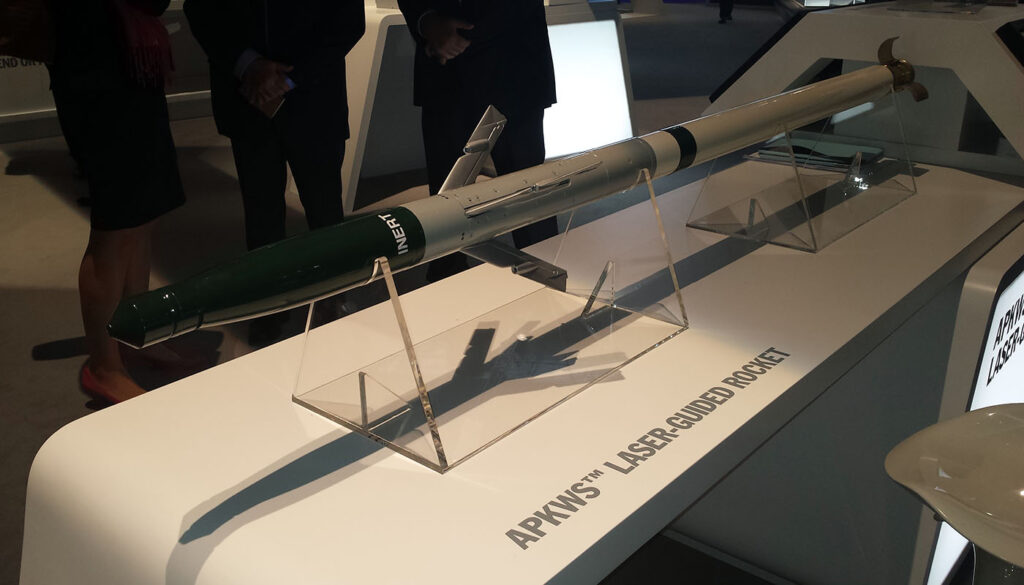 Νέα πολεμική κεφαλή υψηλής εκρηκτικότητας, κατά υλικού και προσωπικού ...