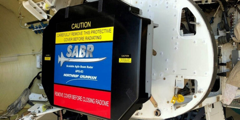 Επιχειρησιακά τα ραντάρ AN/APG-83 SABR στα F-16 Viper της Αμερικανικής ...