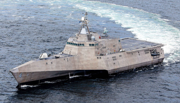 Αμερικανικό Ναυτικό: Απέσυρε το πλοίο «Coronado», τύπου LCS κλάσης «Independence», μετά από ...